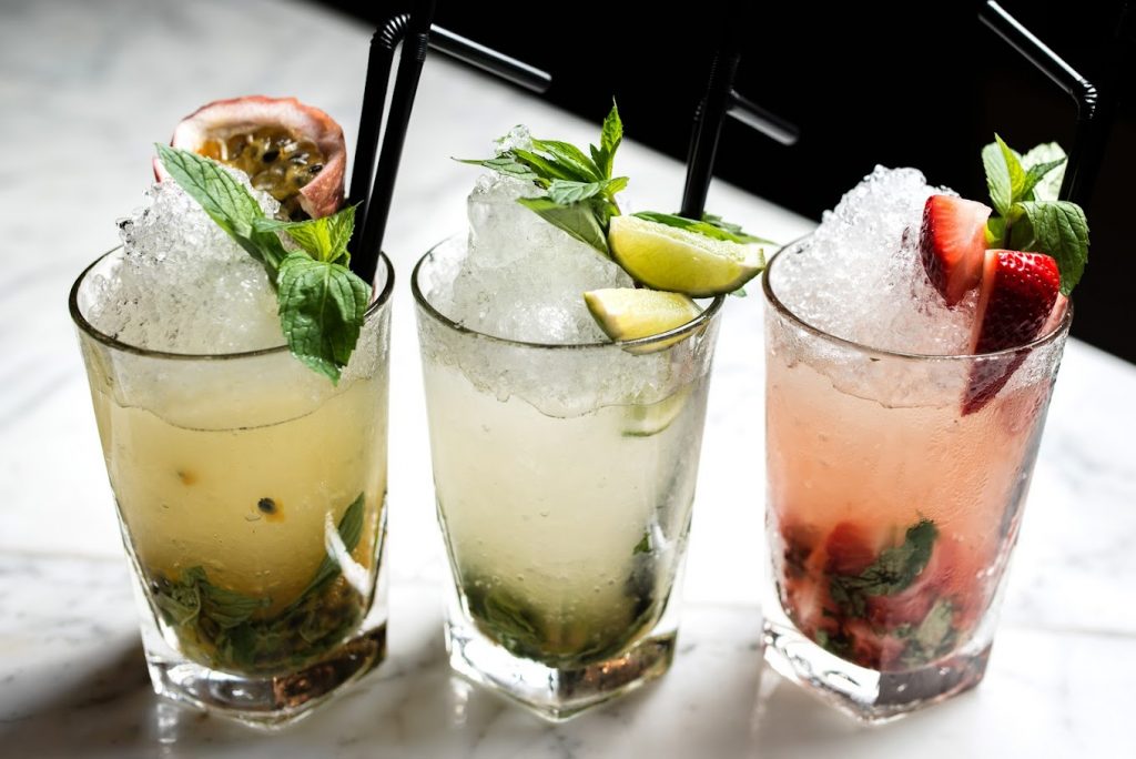 THE EXCHANGE BAR: COMPLIMENTARY FREE FLOW COCKTAILS, WINE & PROSECCO ...