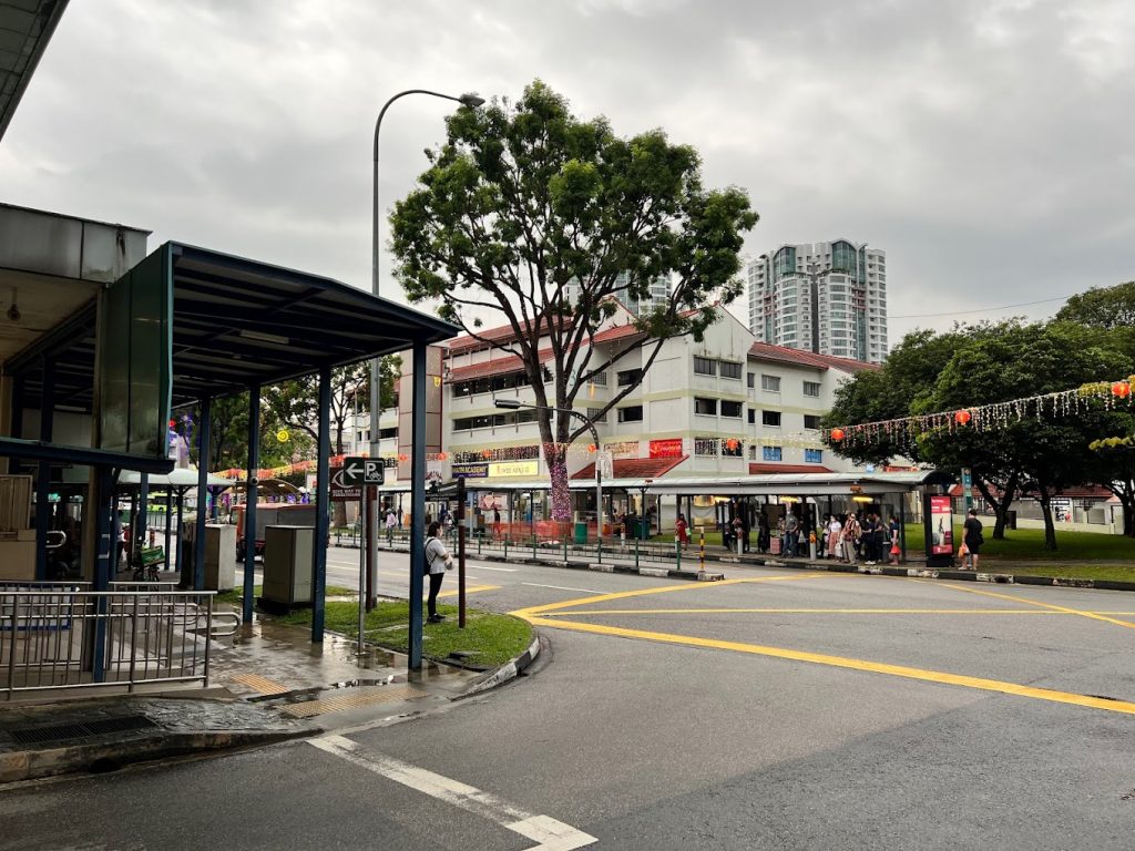 RAMADAN BAZAAR AT BUKIT GOMBAK HAS GIANT AIR BALANG DRINKS WITH ICE ...