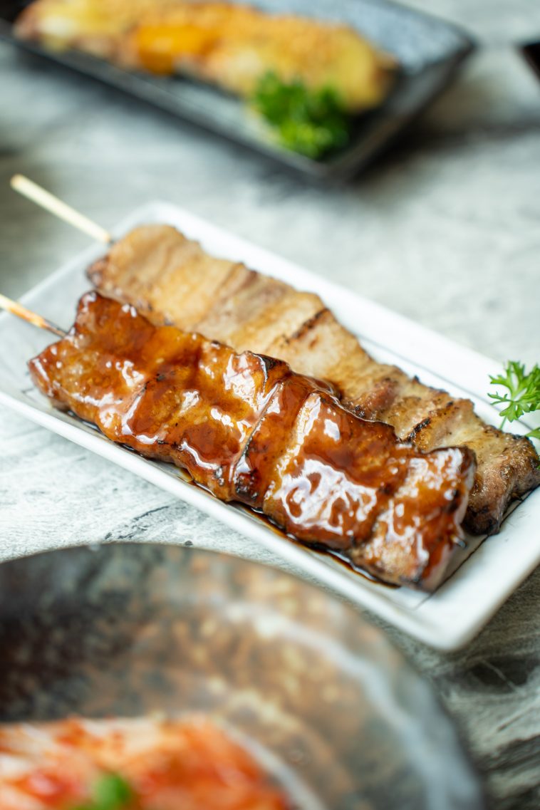 [SHOUT REVIEWS] BUGIS IZAKAYA HAS JUMBO CHARCOAL-GRILLED KUSHIYAKI ...