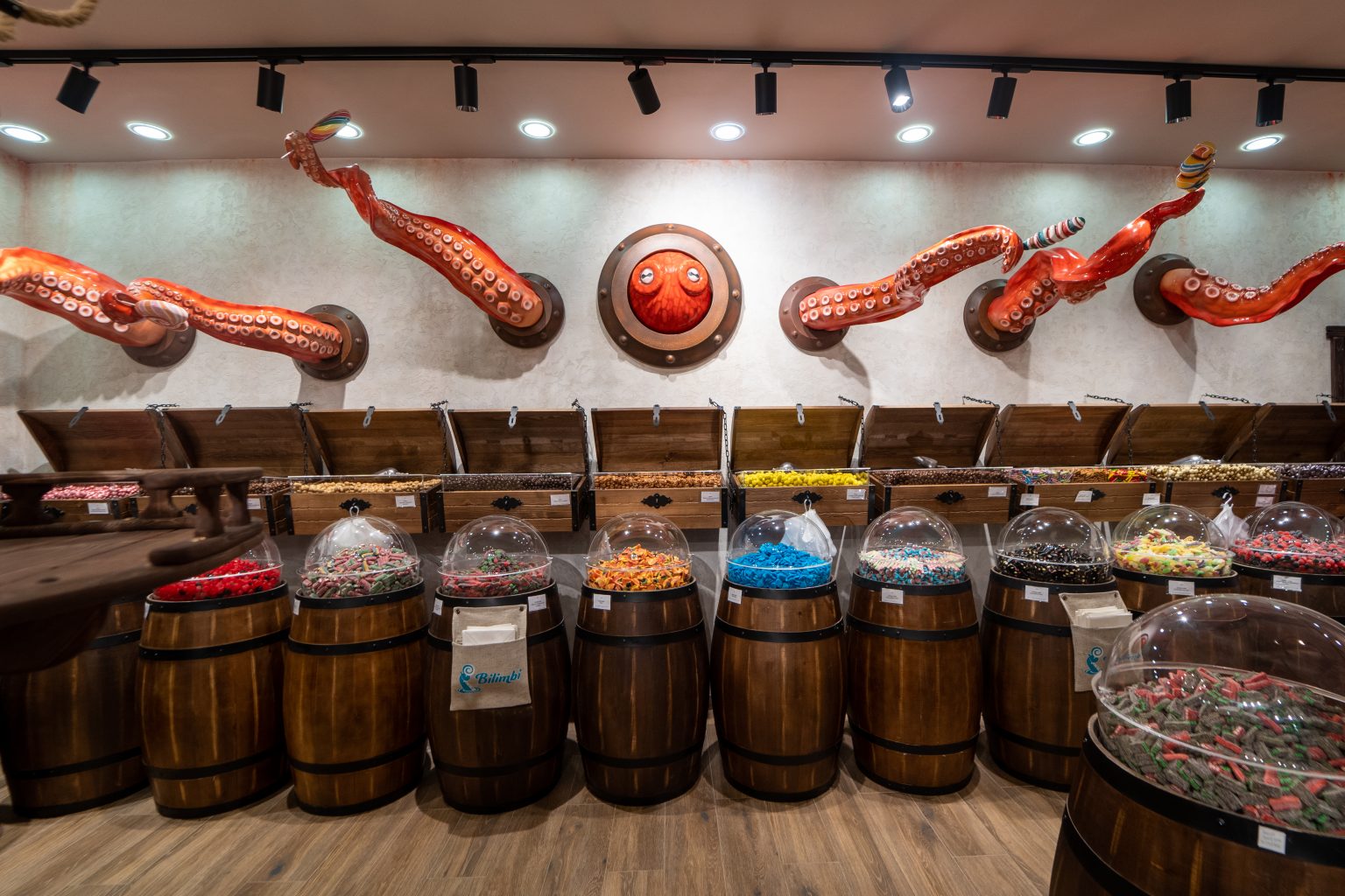 BILIMBI: GIANT GOURMET CANDY STORE IN SINGAPORE WITH OVER 300 TYPES OF ...