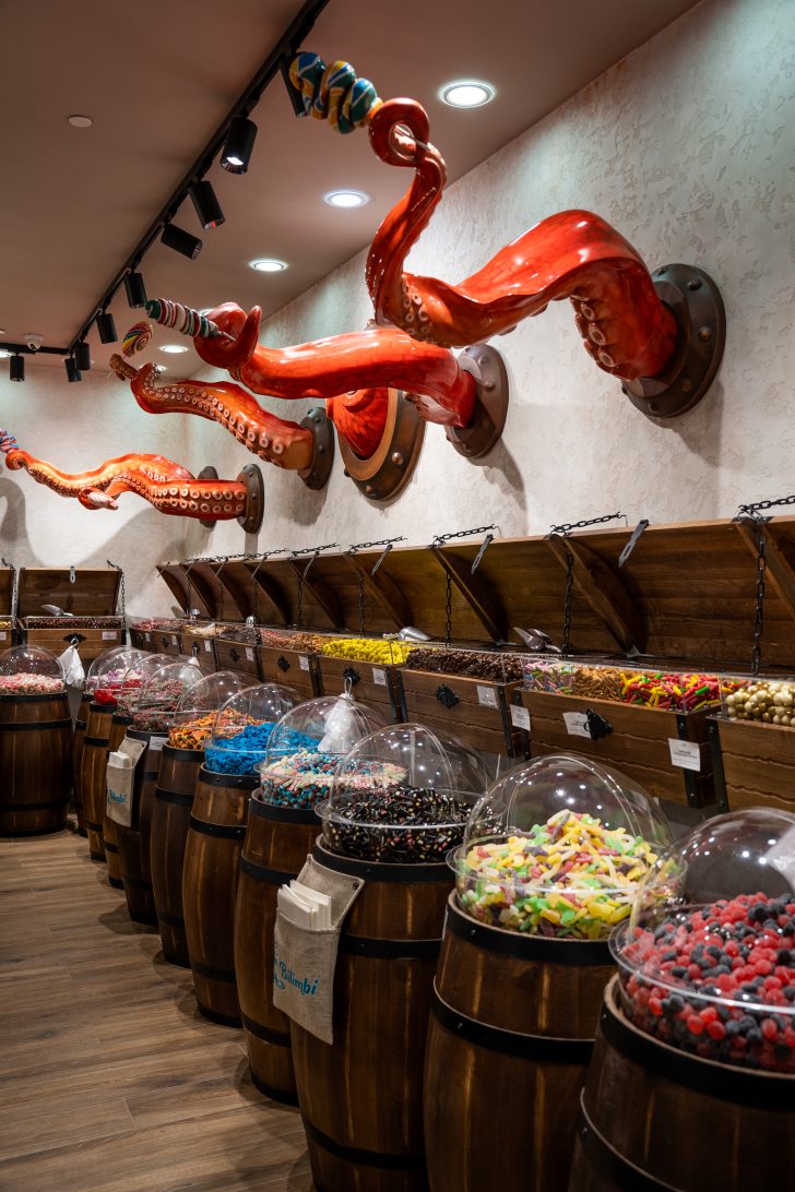 BILIMBI: GIANT GOURMET CANDY STORE IN SINGAPORE WITH OVER 300 TYPES OF ...