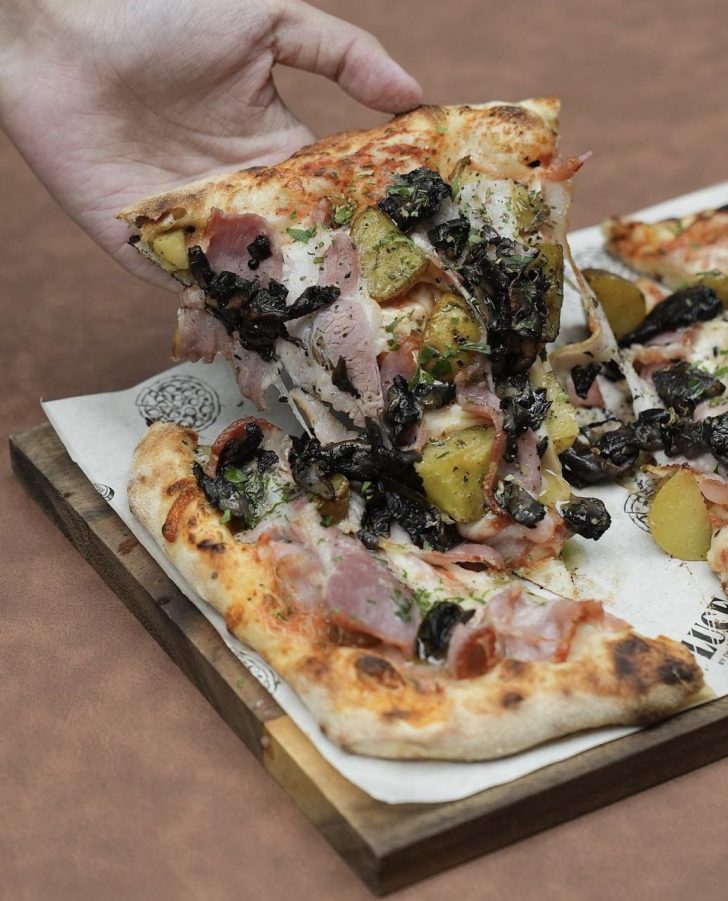 FREE FLOW HAND-TOSSED ITALIAN PIZZAS, PROSECCO & BEER FOR $38++ PER ...