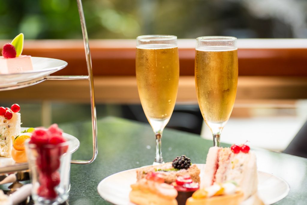 1-FOR-1 FLORAL HIGH TEA AT SHERATON TOWERS SINGAPORE HAS LOBSTER, CRAB ...