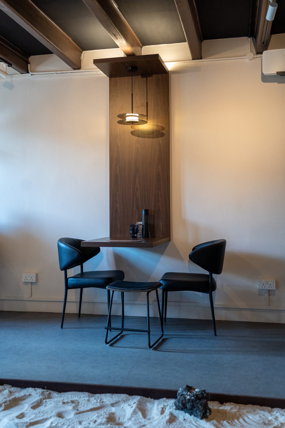 WADE THROUGH ACTUAL SAND AT THIS SEASIDE-THEMED LOFT CAFÉ WITH SEA ...