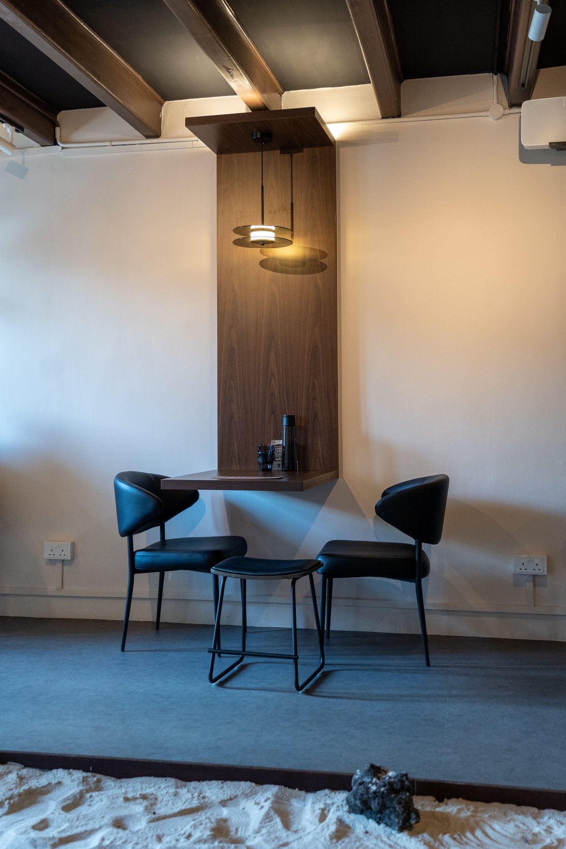 WADE THROUGH ACTUAL SAND AT THIS SEASIDE-THEMED LOFT CAFÉ WITH SEA ...