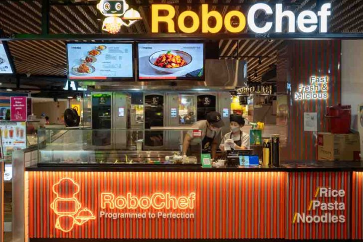 ROBOCHEF: AI-POWERED FAST FOOD JOINT MAKES PASTA, FRIED RICE & NOODLES ...