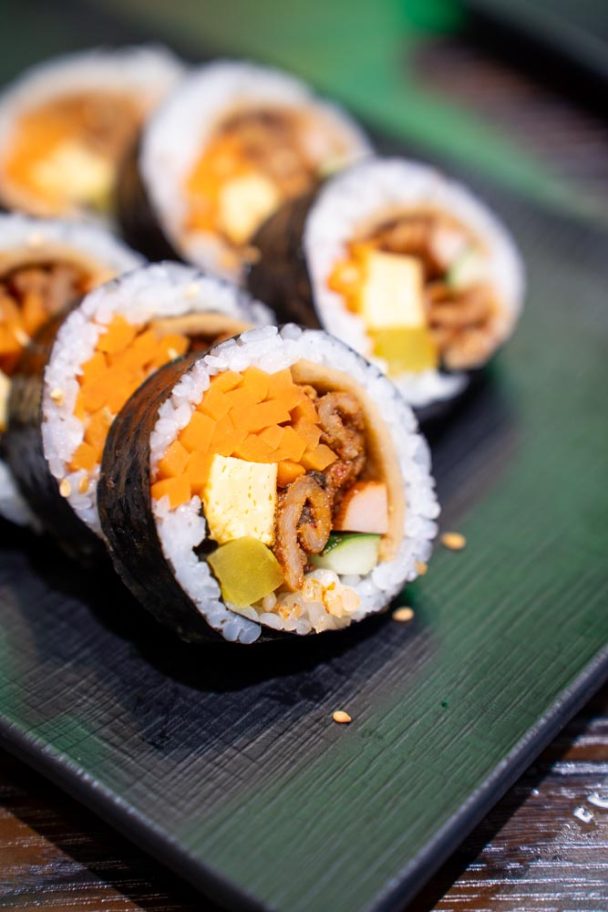 RETRO-INSPIRED KOREAN SNACK STORE HAS AUTHENTIC HANDMADE “NAKED” GIMBAP ...
