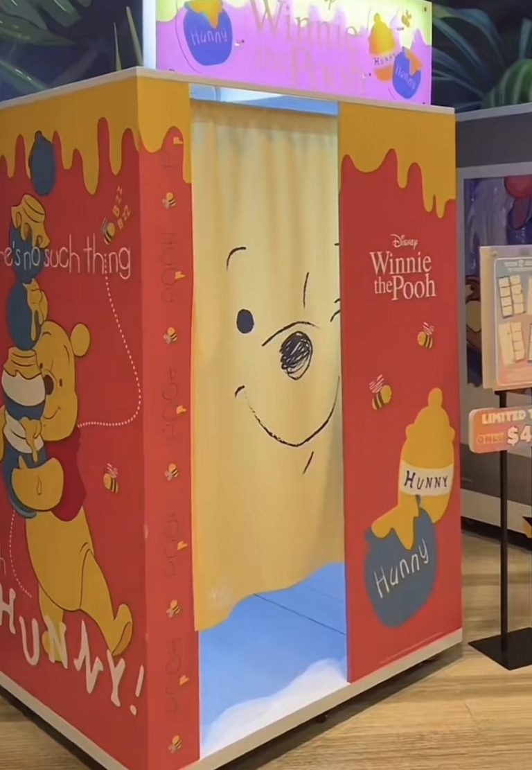 $2 DISNEY PHOTOBOOTH POP-UP AT JEWEL CHANGI AIRPORT: HAS MARVEL, MICKEY ...