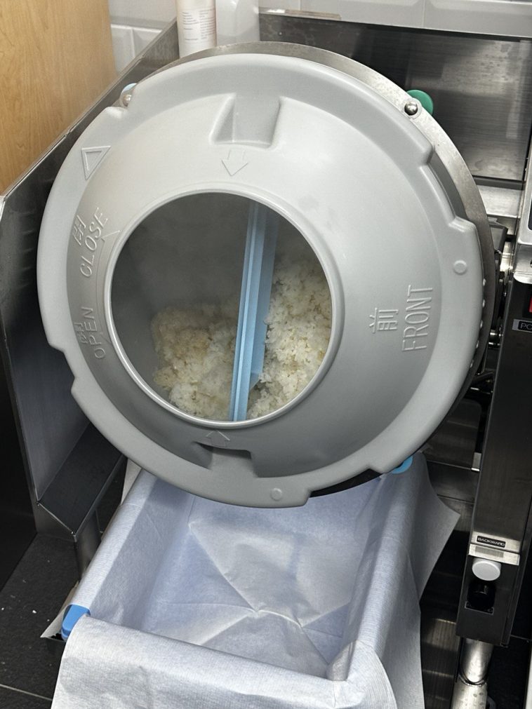 SEN SEN SUSHI: DON DON DONKI’S FIRST-EVER HIGH-SPEED CONVEYOR BELT ...