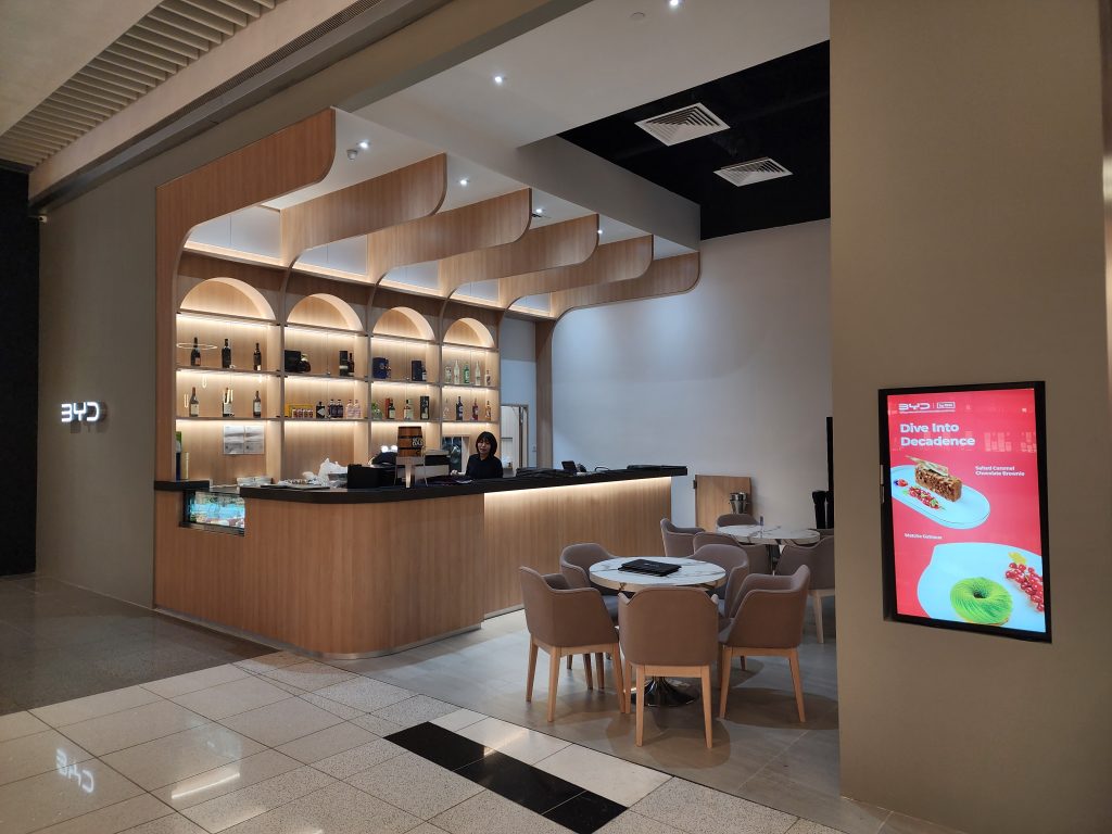 3-COURSE GOURMET SET LUNCH FOR JUST $13 AT THIS CAFÉ HIDDEN IN A CAR ...