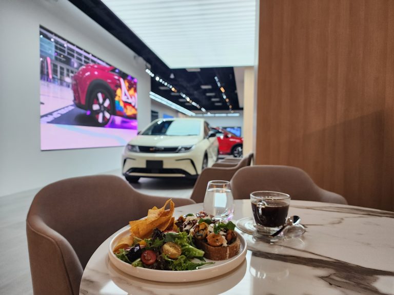 3-COURSE GOURMET SET LUNCH FOR JUST $13 AT THIS CAFÉ HIDDEN IN A CAR ...