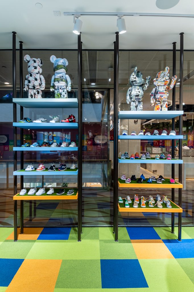 LIMITED EDT OPENS LARGEST FLAGSHIP STORE AT 313@SOMERSET WITH EXCLUSIVE ...