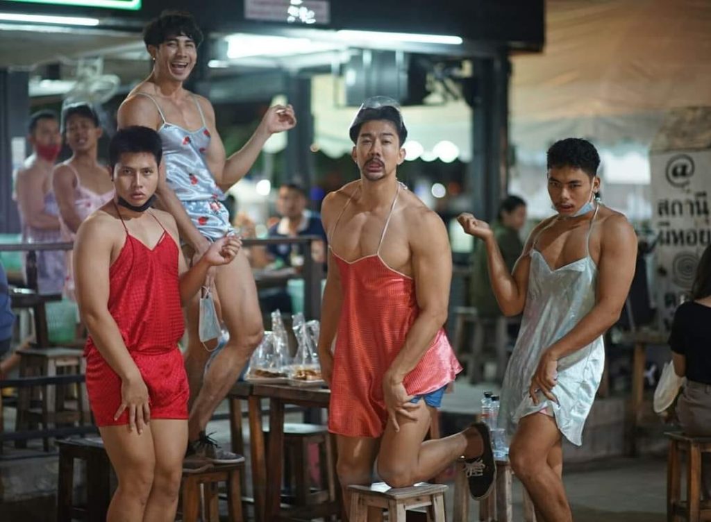 Viral Shirtless “thai Hunks” From Bangkok Are Coming To Mr Mookata In