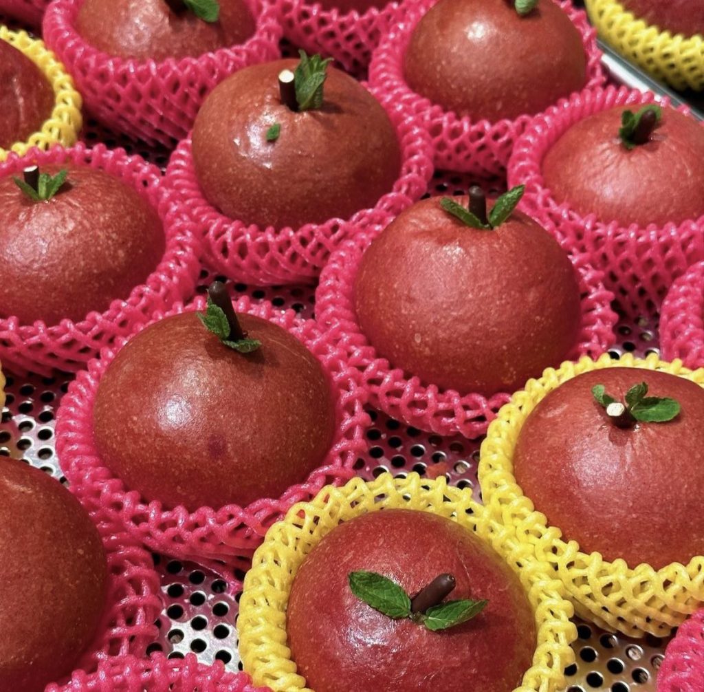 FAMOUS KOREAN BAKERY POP-UP AT TANGLIN MALL WITH VIRAL FRUIT-SHAPED ...