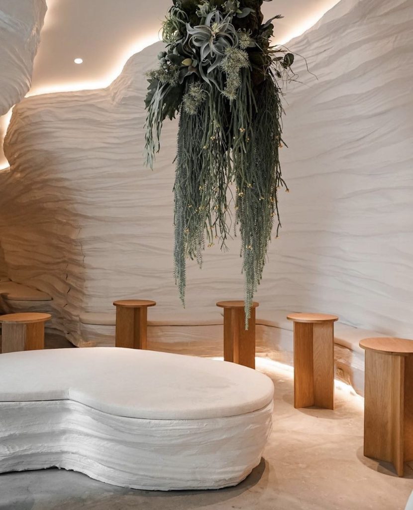 KSANA MATCHA CAFÉ IN BANGKOK LOOKS LIKE AN ACTUAL CAVE & HAS AESTHETIC ...