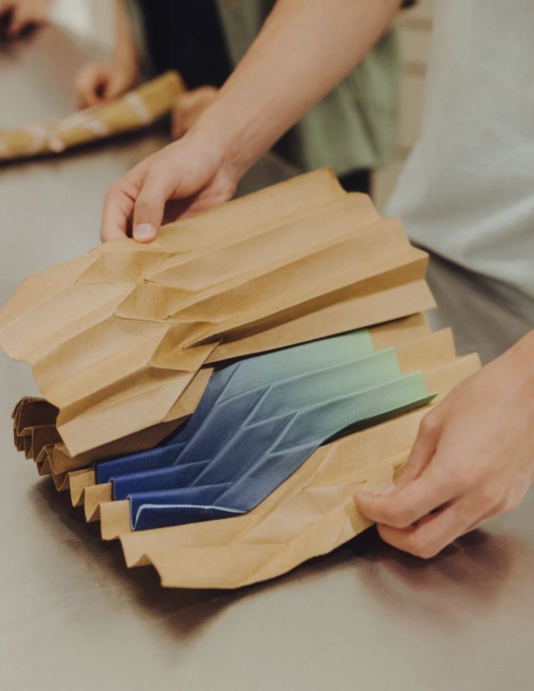 FREE CUSTOM PLEATED BAGS FOR TOURISTS AT THIS WORKSHOP IN SINGAPORE ...