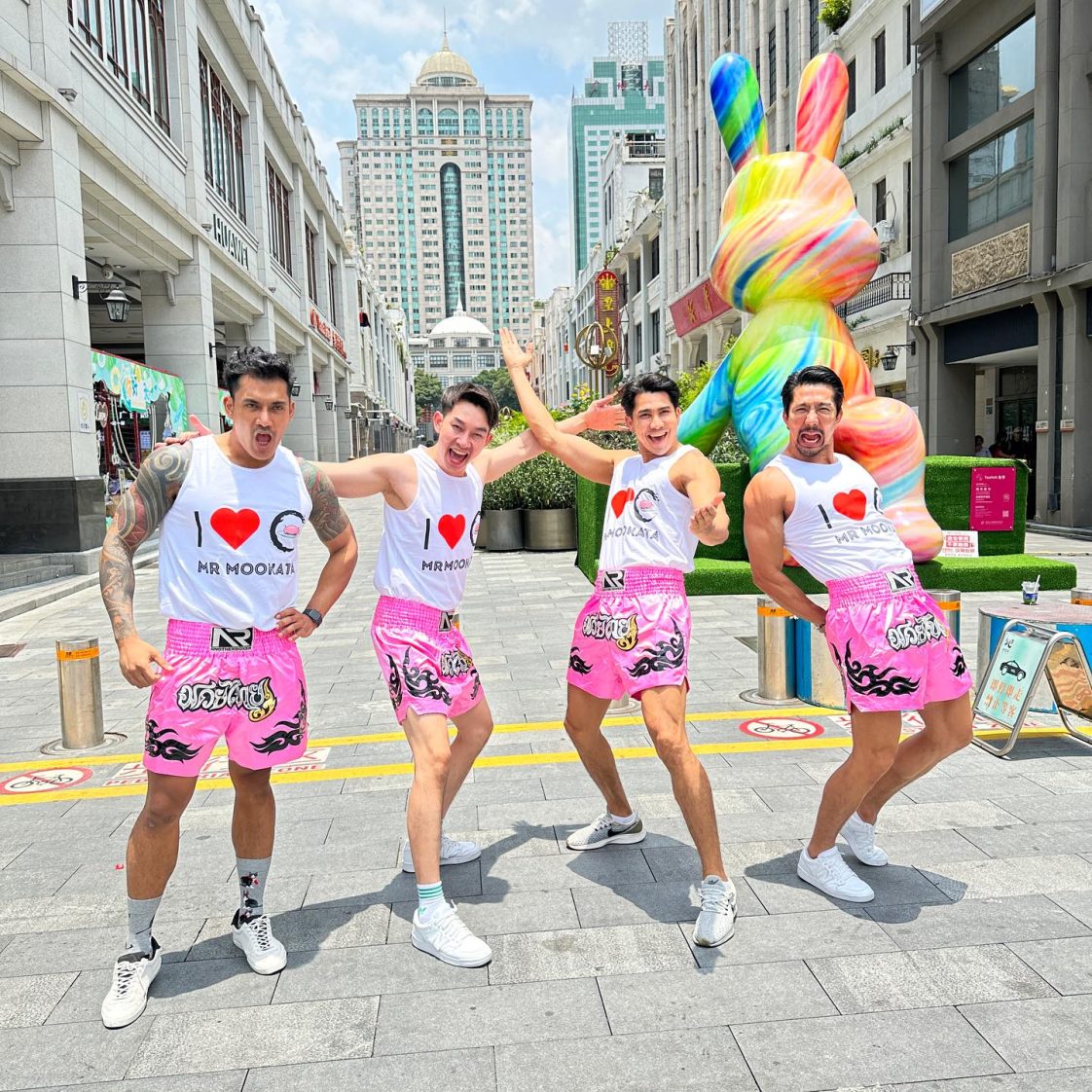 VIRAL SHIRTLESS “THAI HUNKS” FROM BANGKOK ARE COMING TO MR MOOKATA IN ...