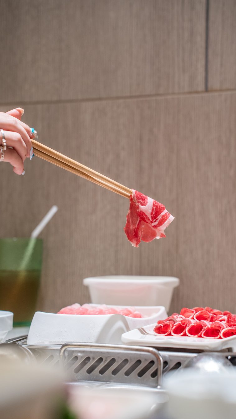 GUIDE TO HAIDILAO IN MALAYSIA VS SINGAPORE: PRICE, MENU ITEMS ...