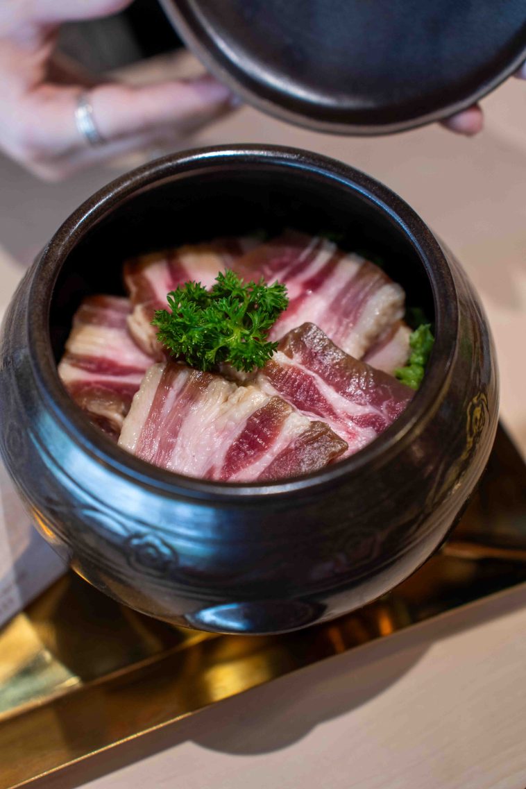 FIRST-EVER KOREAN BBQ DRY-AGED IN A TRADITIONAL “HANGARI” CLAYPOT AT ...