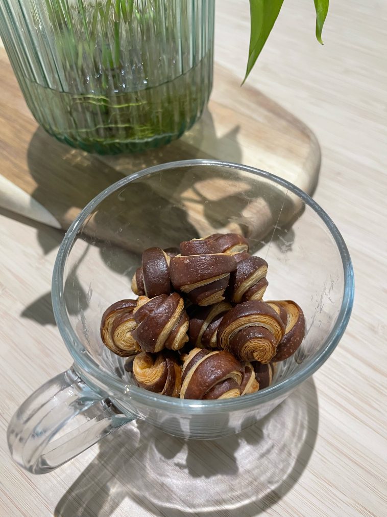 FAMOUS MINI CROISSANT CEREAL NOW AVAILABLE AT THIS CAFÉ IN SINGAPORE ...