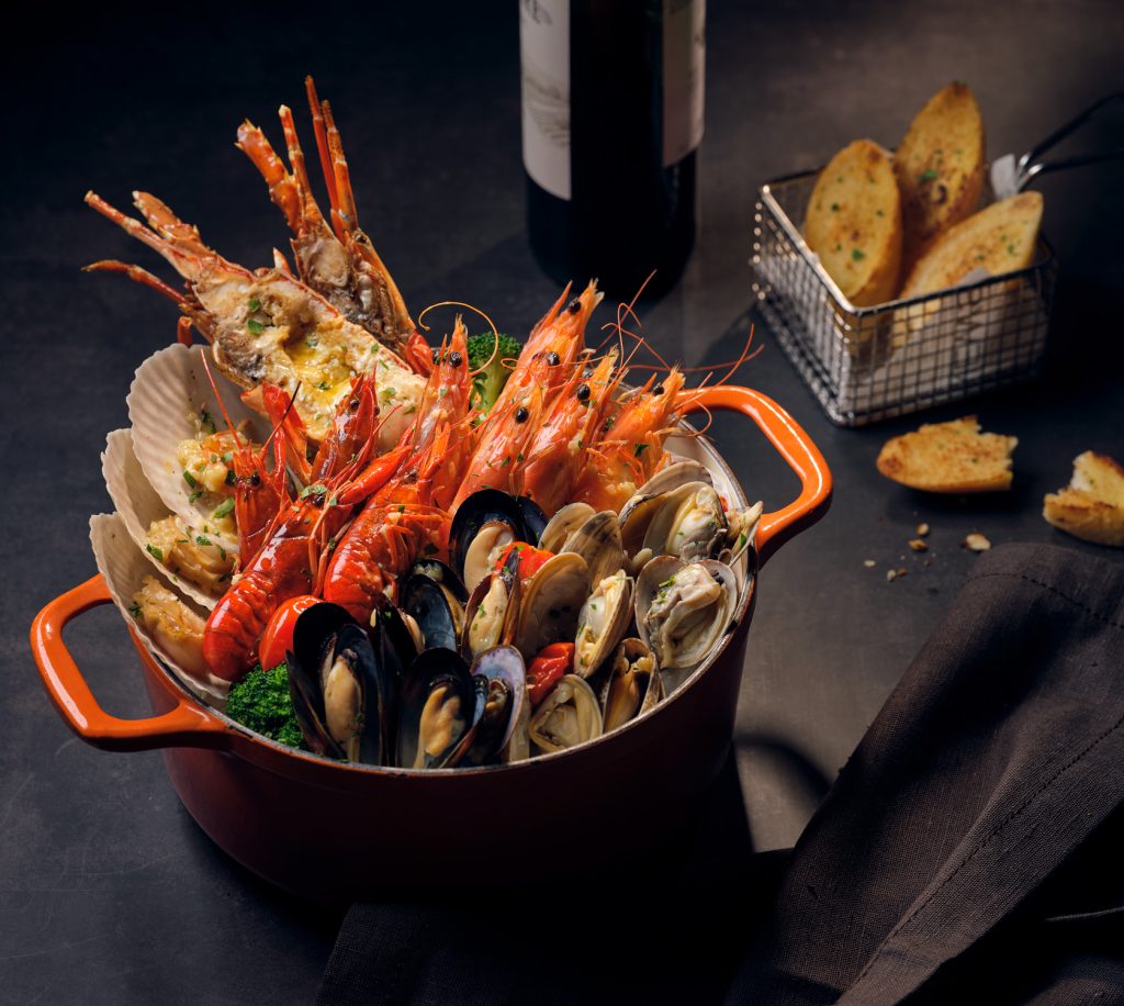 UP TO 20% OFF SEAFOOD & MEAT BUFFET WITH MATCHA FOUNTAIN AT PARKROYAL ...