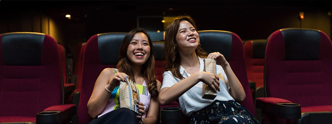 24 HOUR MOVIE THEATRE AT CHANGI AIRPORT HAS FREE MOVIE SCREENINGS ALL ...