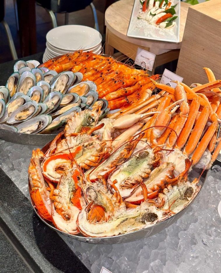 1-FOR-1 WEEKEND SEAFOOD BUFFET AT AMARA SANCTUARY RESORT SENTOSA FOR ...