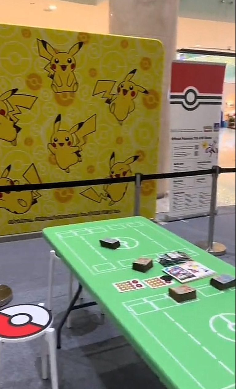 POKÉMON POP-UP WITH GIANT POKÉMON CARD DISPLAYS, MERCHANDISE & FREE ...