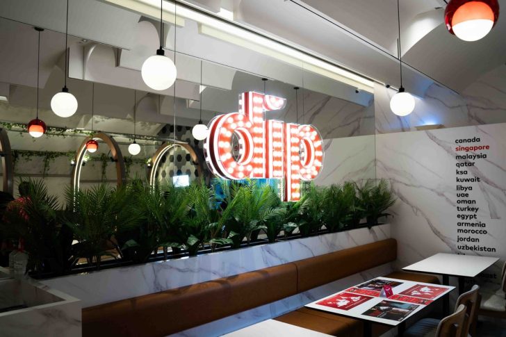 DIPNDIP: VIRAL CHOCOLATE DESSERT CAFÉ OPENS IN SINGAPORE, HAS CHOCOLATE ...