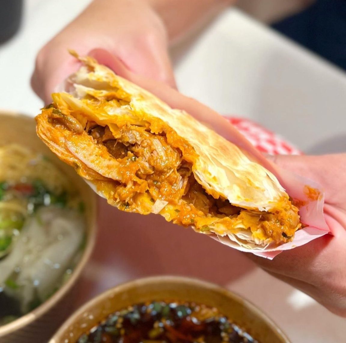 BINGZ: FAMOUS CRISPY BURGER CHAIN OPENS IN SINGAPORE, HAS VIRAL MEAT ...