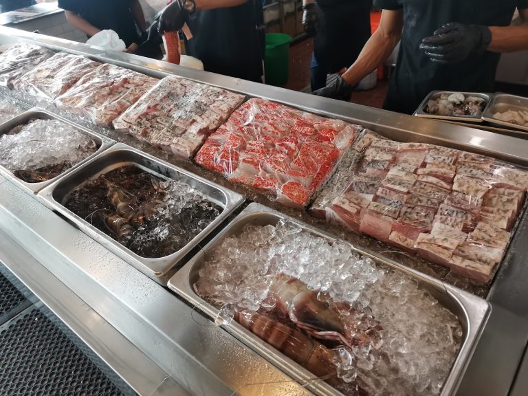 FAMOUS MICHELIN FISH SOUP RESTAURANT OPENS IN JB WITH FRESH LIVE ...