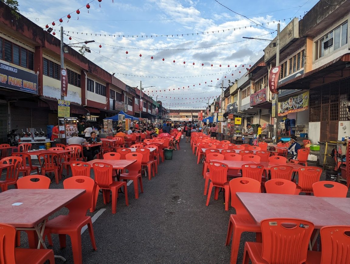 POPULAR HONG KONG-STYLE NIGHT MARKET IN JB WITH OVER 50 FOOD STALLS ...