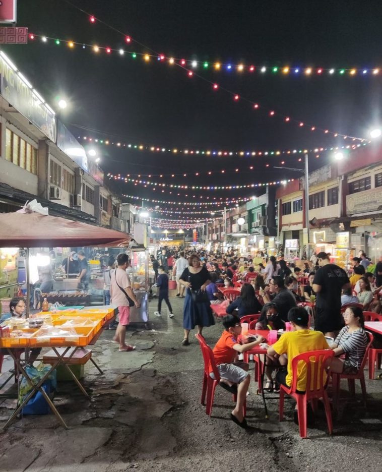 POPULAR HONG KONG-STYLE NIGHT MARKET IN JB WITH OVER 50 FOOD STALLS ...