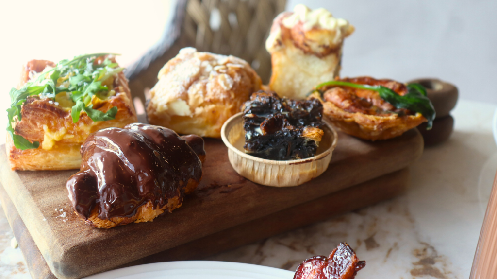 FREE FLOW CHOCOLATE ON TAP, PASTRIES, BREAKFAST ITEMS & MORE AT THIS ...