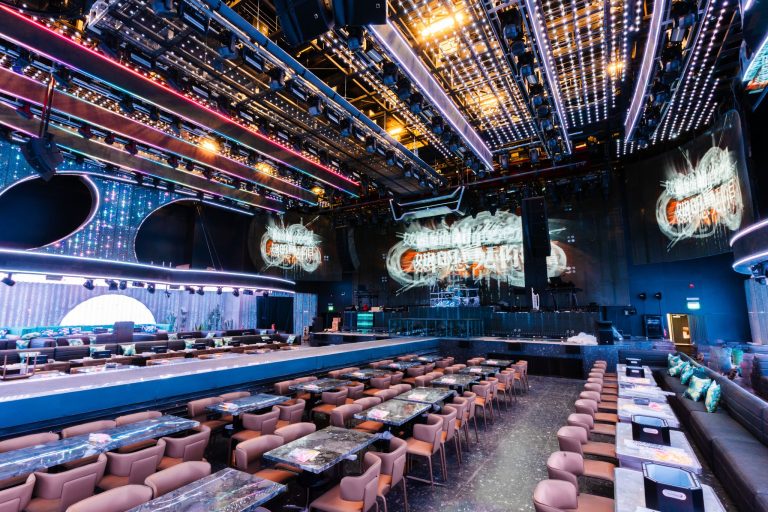 HAVEFUN LIVE SHOW: 10,000 SQ FT LIVE ENTERTAINMENT HOUSE WITH IMMERSIVE PROJECTIONS, LIGHT SHOWS ...