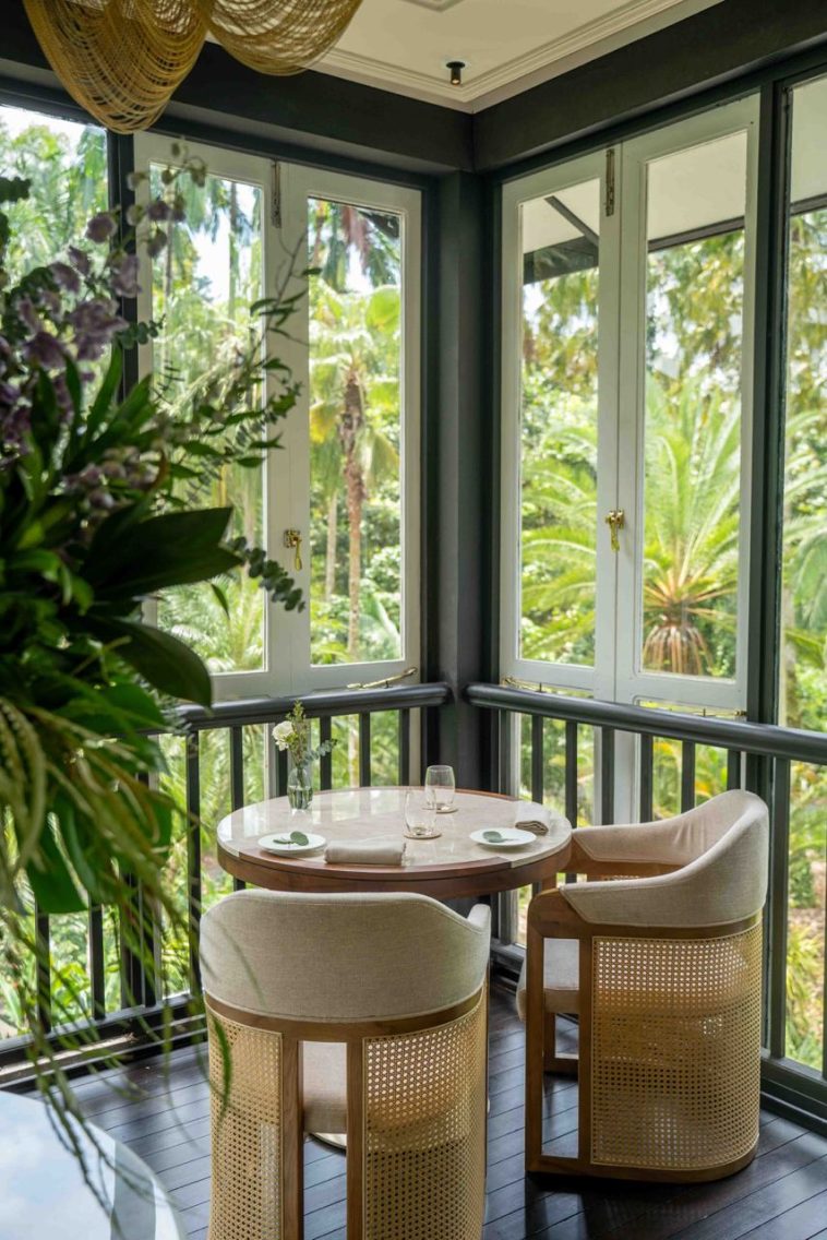 ROIA: LUXE 2-STOREY “GLASSHOUSE” GARDEN RESTAURANT IN A HIDDEN ON A ...