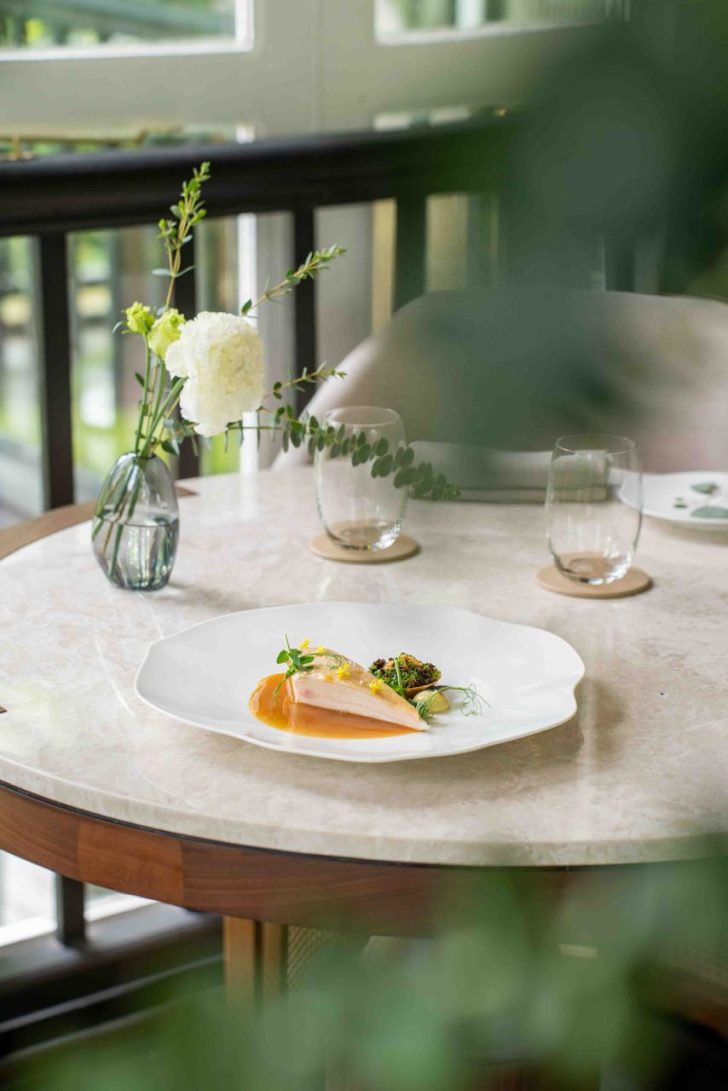 ROIA: LUXE 2-STOREY “GLASSHOUSE” GARDEN RESTAURANT IN A HIDDEN ON A ...