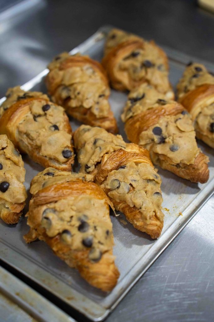 VIRAL CROISSANT COOKIE IS NOW IN SINGAPORE: CRUNCHY CROISSANT WITH ...