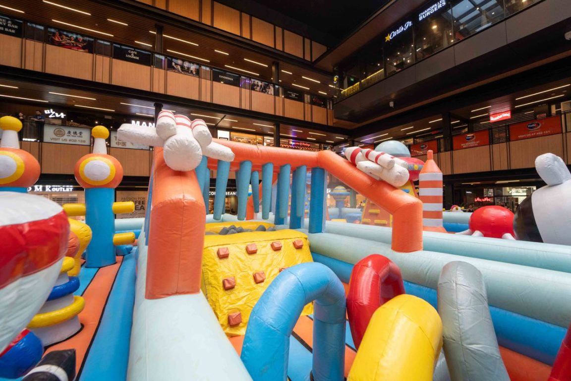 SPACE-THEMED INFLATABLE PLAYGROUND IN PAYA LEBAR WITH GIANT SLIDES ...