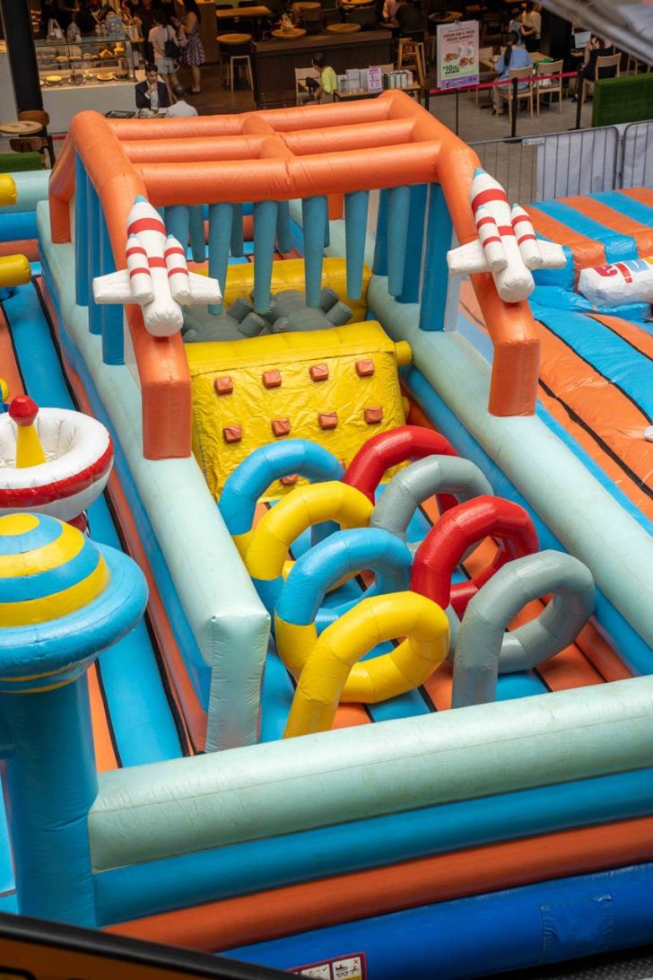 SPACE-THEMED INFLATABLE PLAYGROUND IN PAYA LEBAR WITH GIANT SLIDES ...