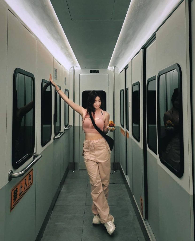 NEW JAPANESE RAILWAY-INSPIRED CAFÉ WITH “TRAIN CABIN” & TRADITIONAL ...