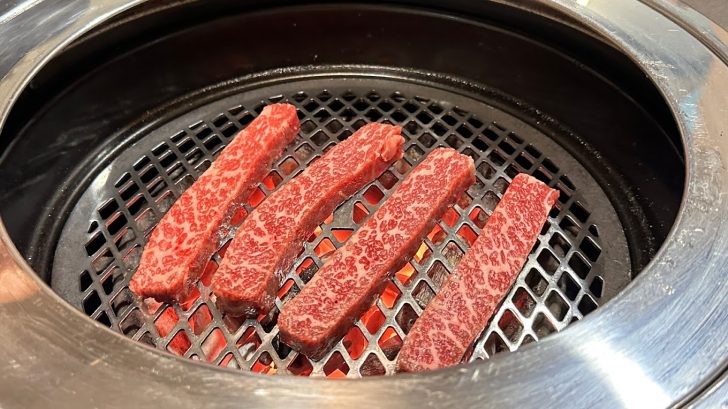 PREMIUM KBBQ BUFFET WITH UNLIMITED MARBLED BEEF SHORT RIB, LA GALBI ...
