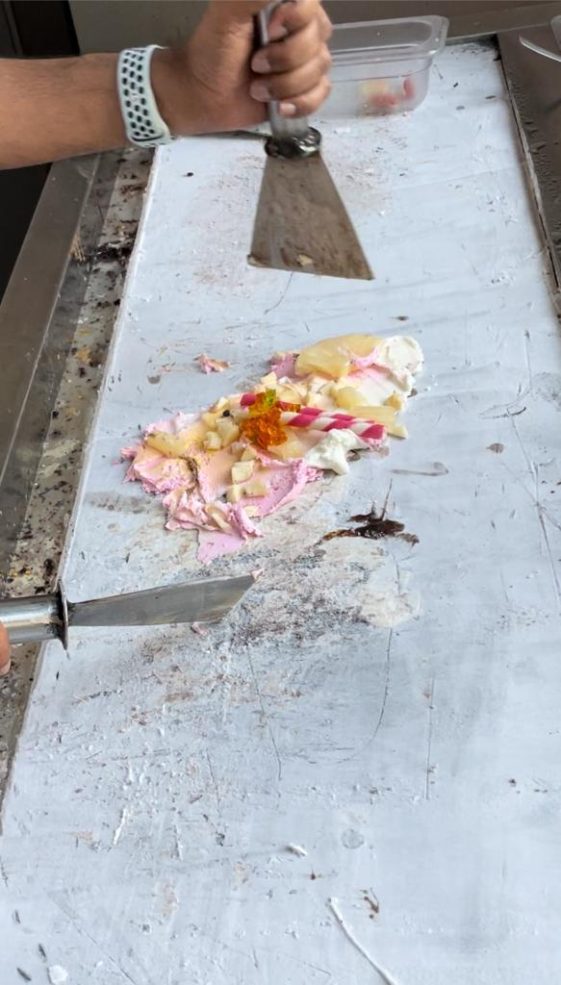 CONE STONE: DIY COLD STONE ICE CREAM IN SINGAPORE WITH OVER 30 TOPPINGS ...