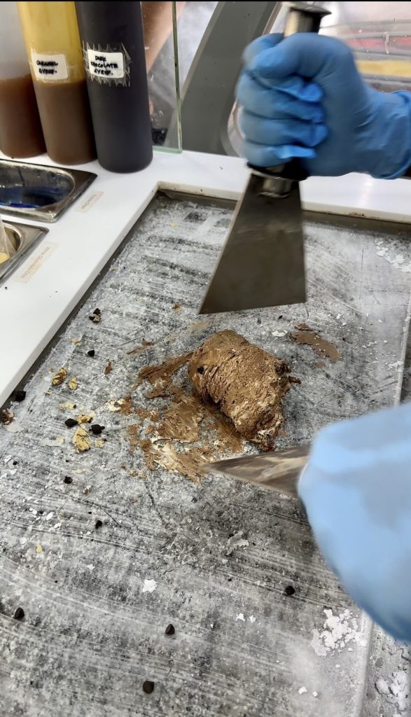 CONE STONE: DIY COLD STONE ICE CREAM IN SINGAPORE WITH OVER 30 TOPPINGS ...