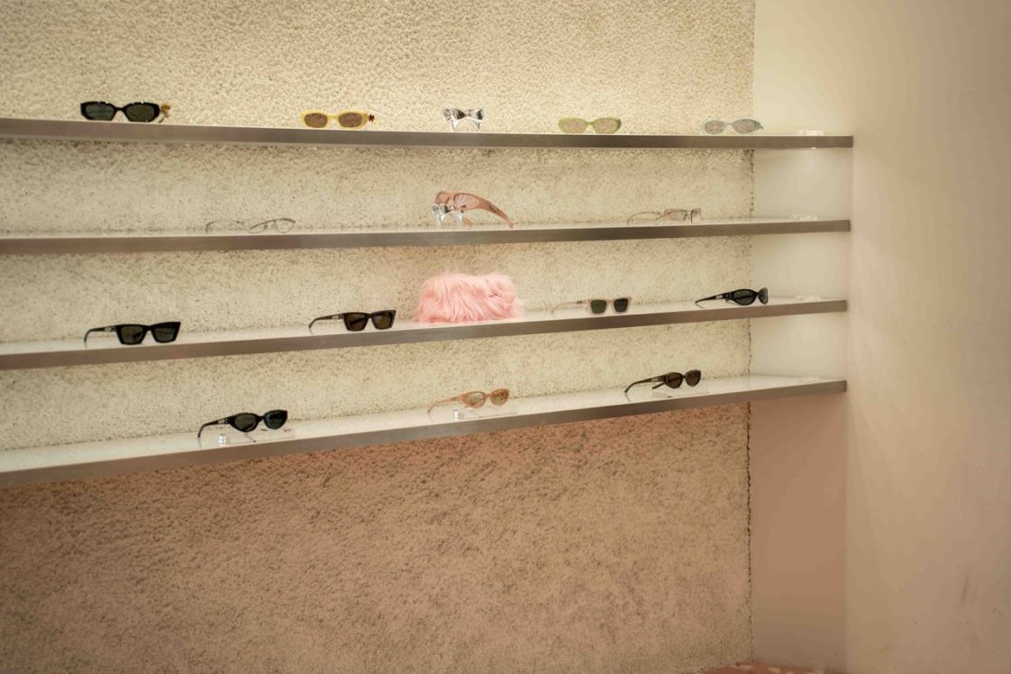 GENTLE MONSTER X JENNIE POP-UP STORE IN SINGAPORE WITH WHIMSICAL GIANT ...