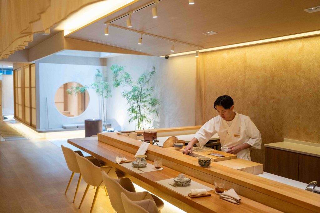 ZEN GARDEN-INSPIRED OMAKASE RESTAURANT WITH OVERFLOWING UNI “MOUNTAIN ...