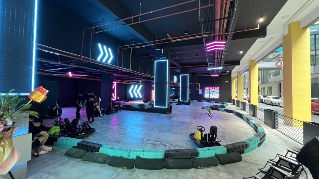 NEW 2-STOREY INDOOR 360-DEGREE DRIFT KARTING IN JOHOR BAHRU FROM ~$8 SGD OPENS TILL 12AM DAILY ...