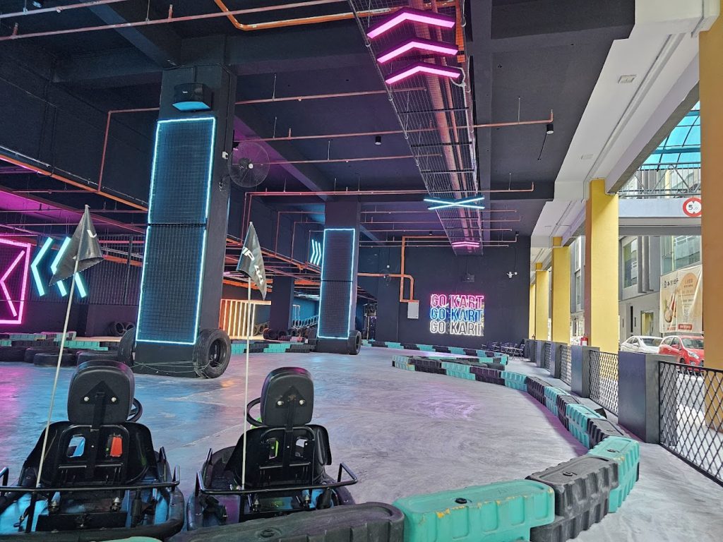 NEW 2-STOREY INDOOR 360-DEGREE DRIFT KARTING IN JOHOR BAHRU FROM ~$8 SGD OPENS TILL 12AM DAILY ...