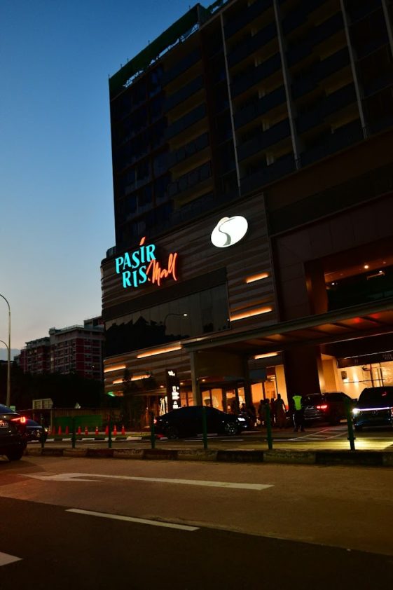 FIRST LOOK AT NEWLY-OPENED PASIR RIS MALL JUST 4 MINUTES AWAY FROM ...