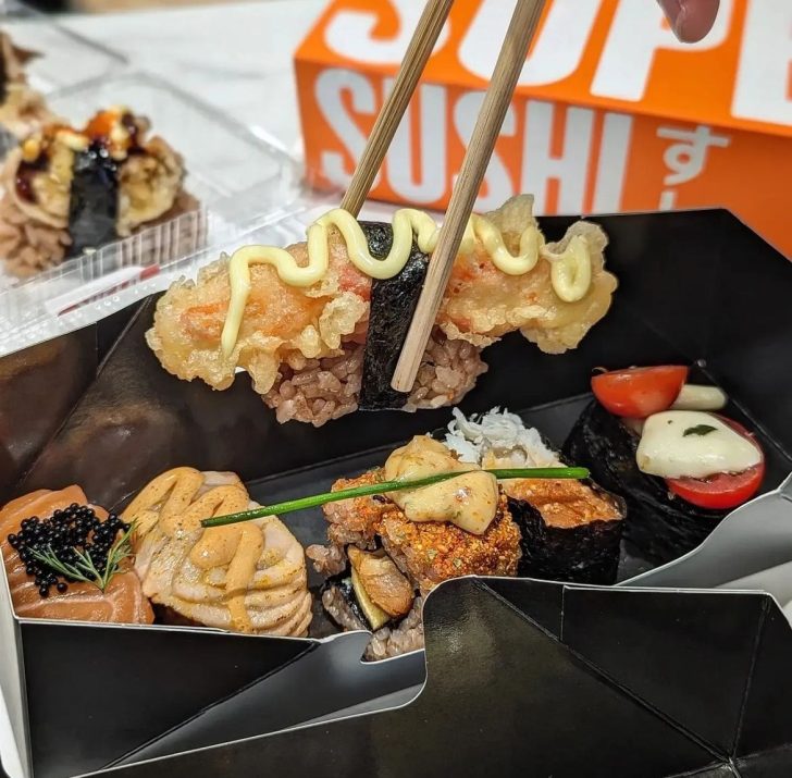 HALAL MIX & MATCH SUSHI KIOSK IN TAMPINES MALL HAS UNIQUE SUSHI ...